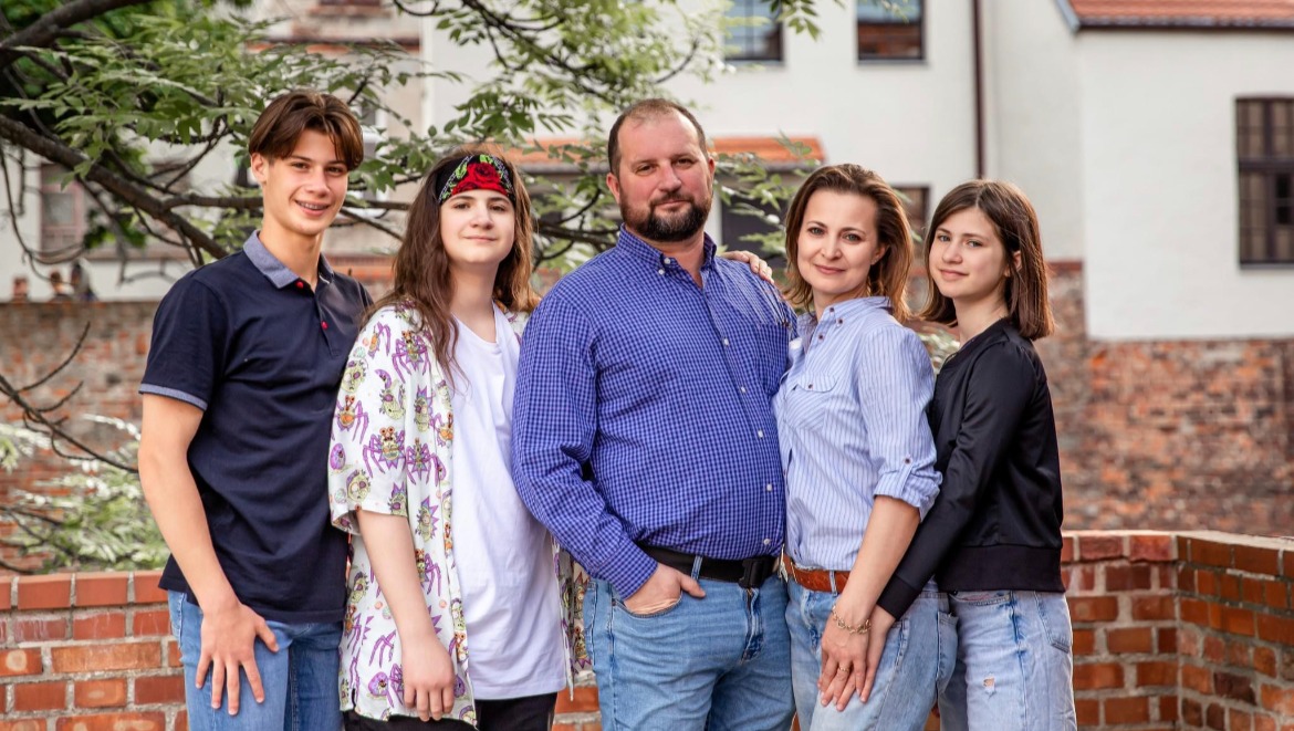 Fundraiser by Dustin Olson : Help Support Ukrainian Refugee Family