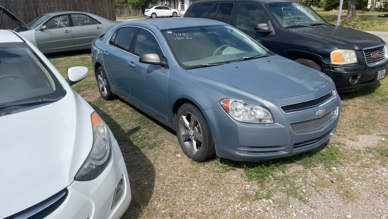 Fundraiser by Robin Langseth : Help our teacher get a car