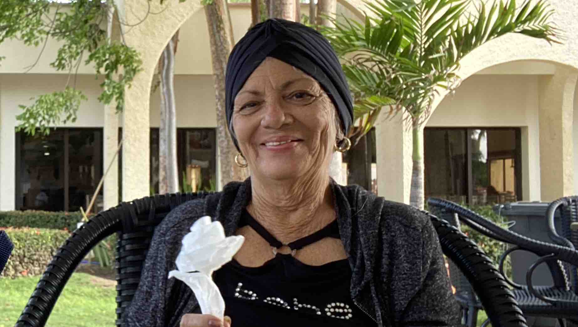 Fundraiser by Alexander Padron : Help her beat cancer!