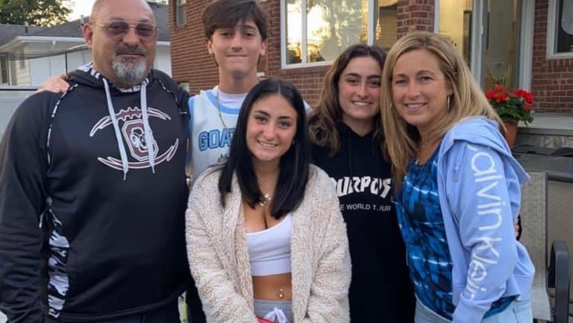 Fundraiser for Linda Berasti by Patti Chalmers : Family of Dominick Berasti