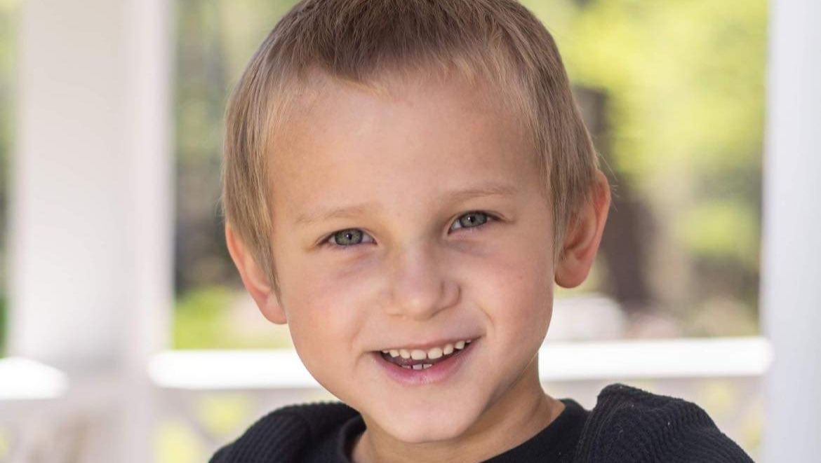 Fundraiser for Lorena Carr by Allison Thompson : Child loses leg in ...