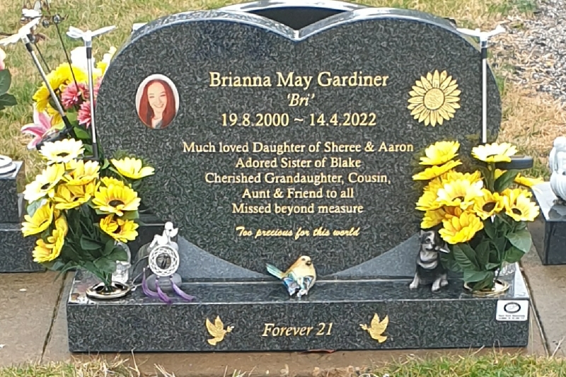 Fundraiser by Sheree Briggs : Brianna May Gardiner