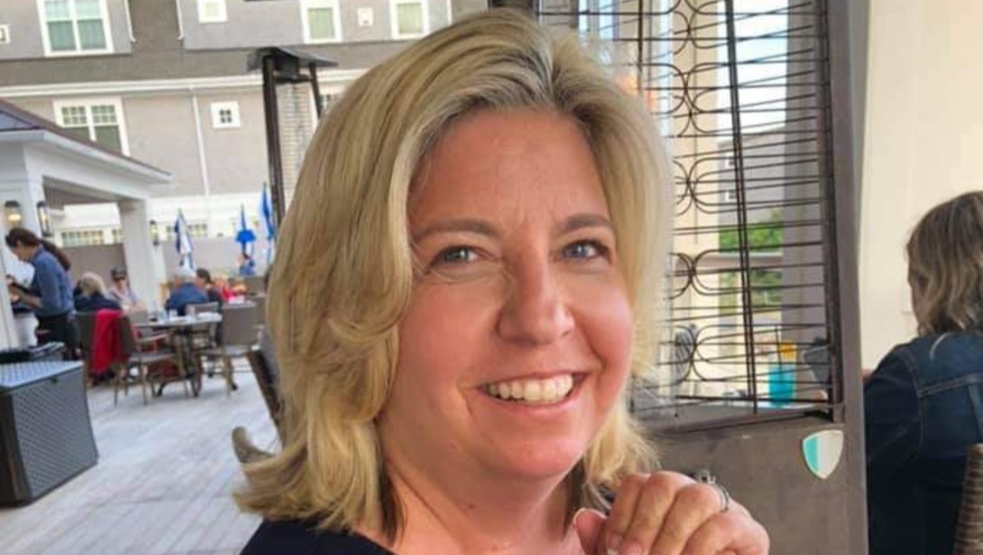 Fundraiser by Michelle Salewala : Please Support Carrie