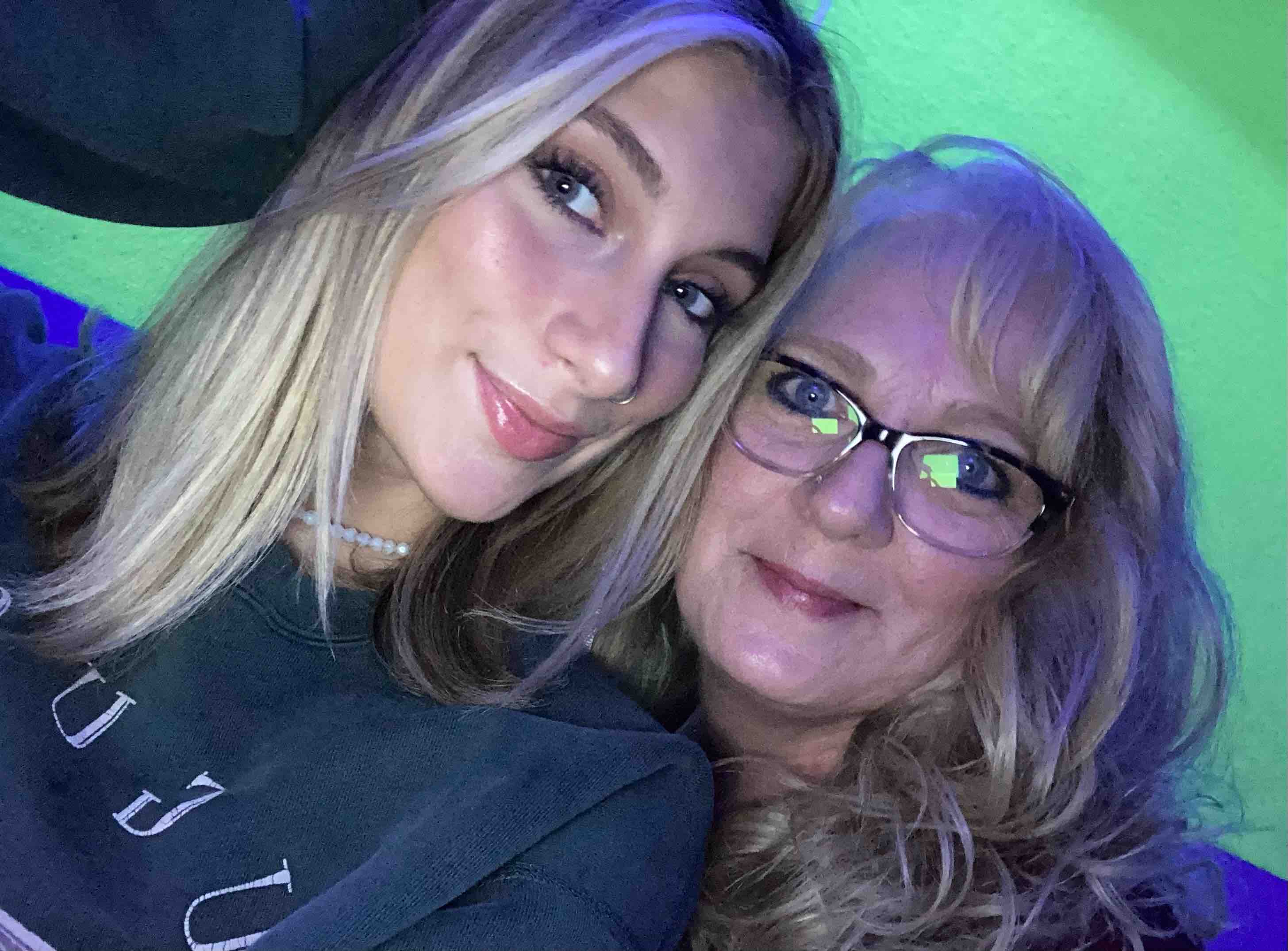 Fundraiser for Debra Gannon by Jessica Elmore : Help Debra & Kendall ...