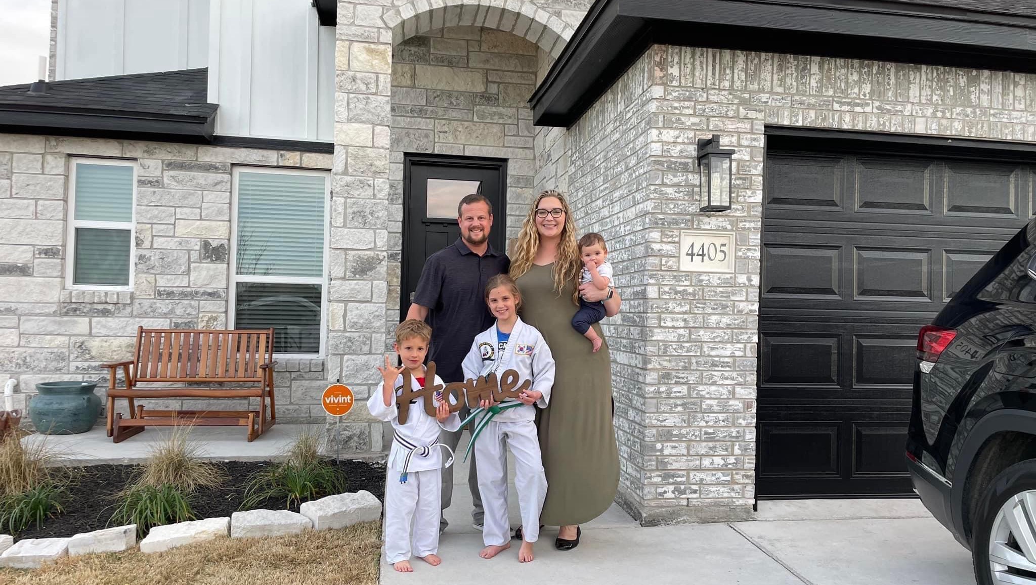 Fundraiser for Rachel Hutton by Kathi Herrgott : House fire recovery