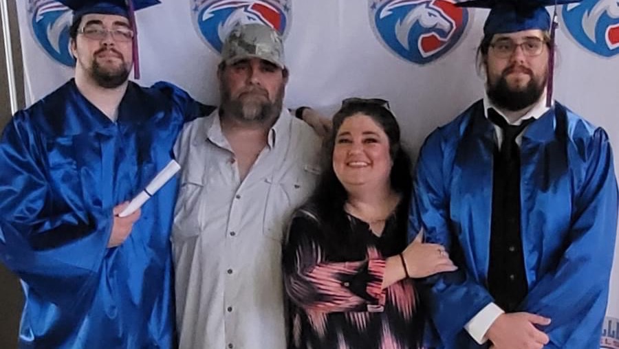 Fundraiser for Laci Queen by Courtney Spitzer : Fight Like a QUEEN!