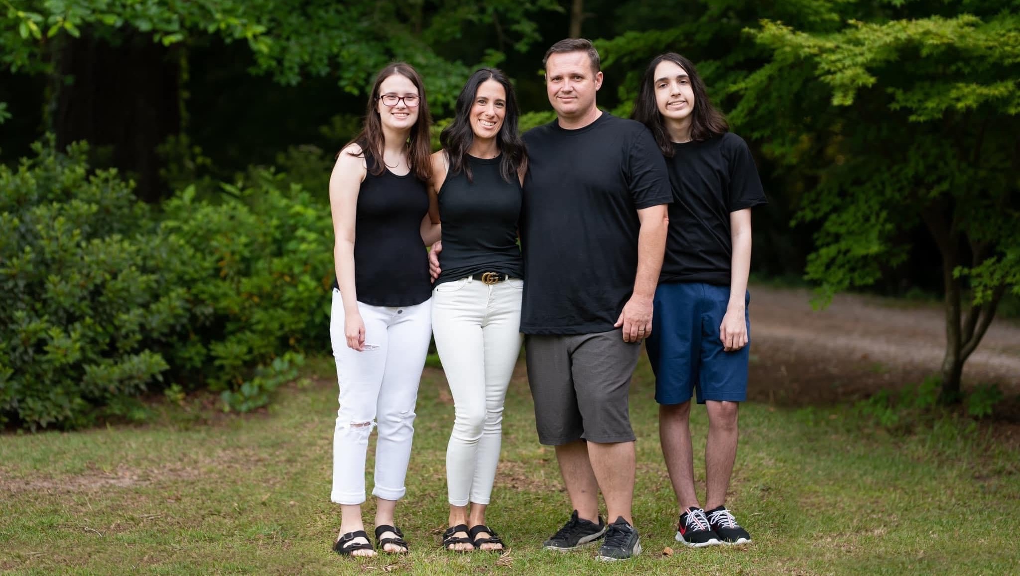 Fundraiser for Deana Tichenor by Anna Jones : Please Pray For Cory!