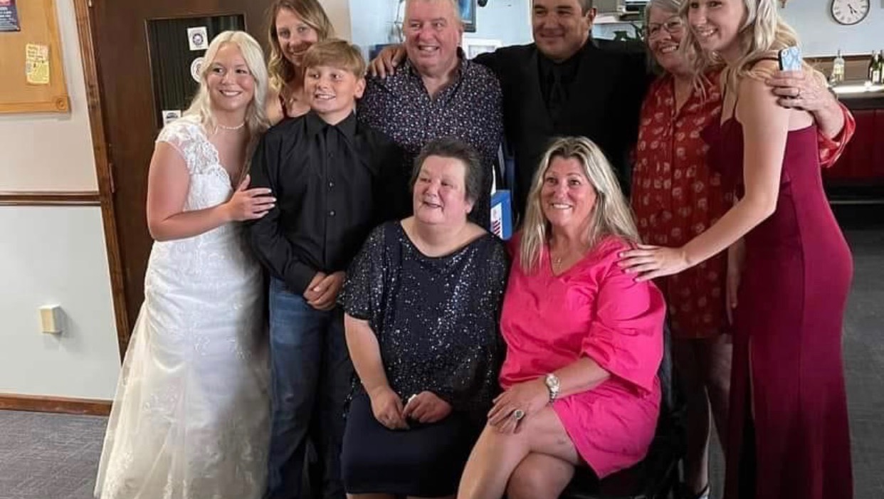 Fundraiser for Ashlee Roy by Jillian Salo : Bonnie Bohling Family