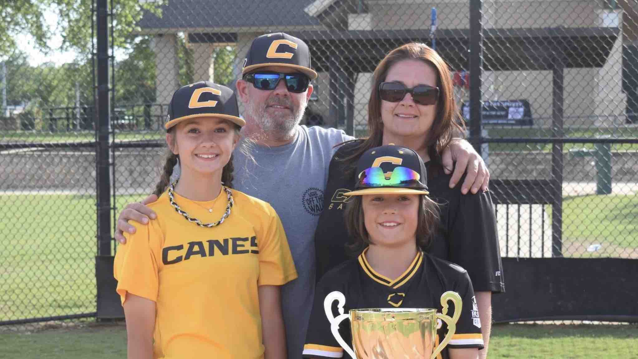 Fundraiser by Michelle Wickman : Monica Dodd and Family