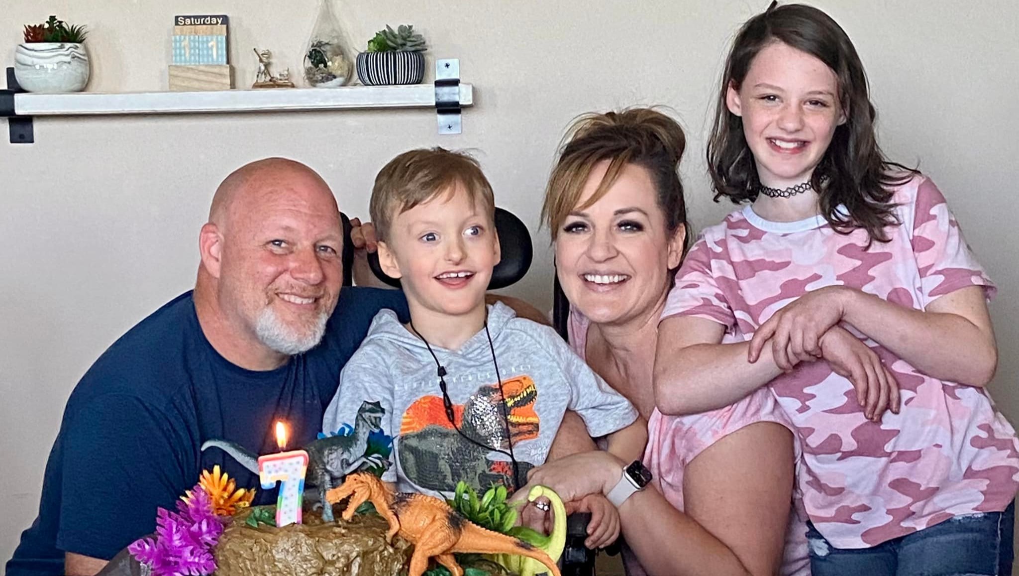 Fundraiser for Alysia Huck by Diane Huck : Aacen's family needs our help!