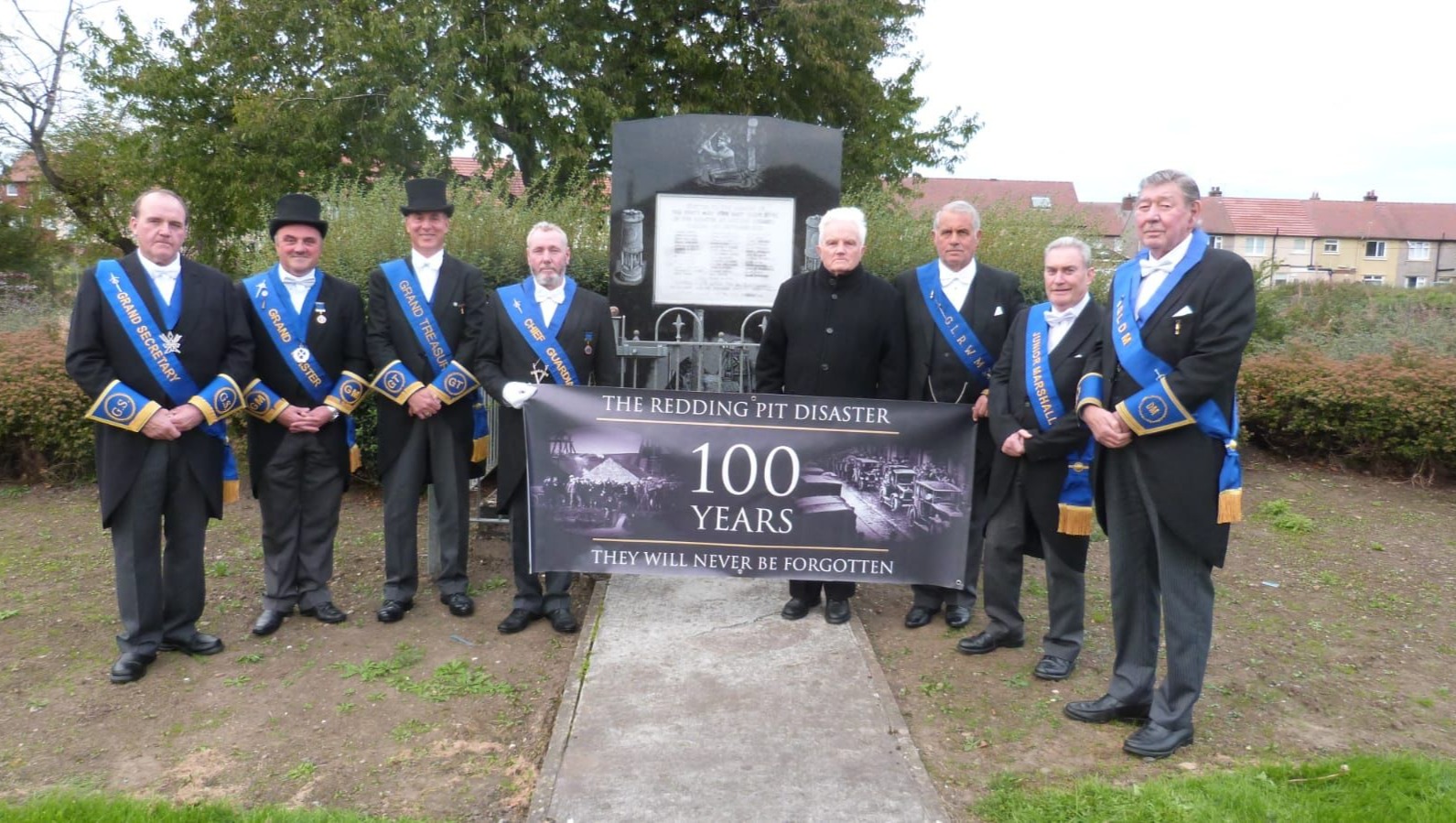 Fundraiser by William Allardyce : Build a memorial for the Redding Pit ...