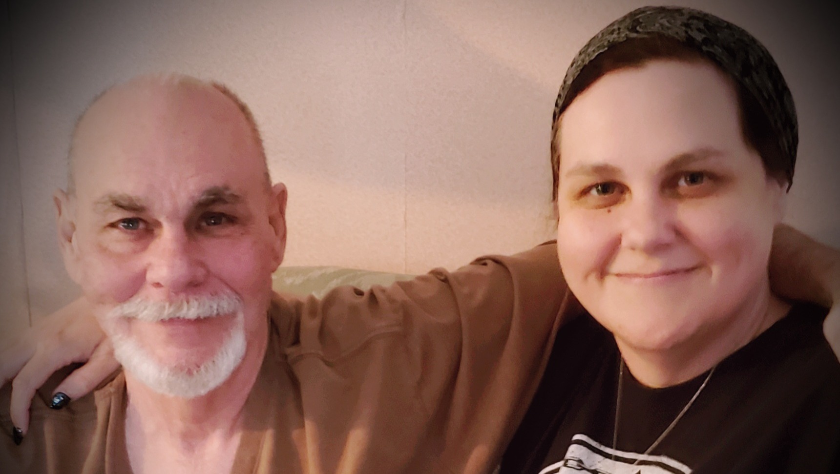 Fundraiser by Leo Dyer : Help for Kelli's trip to see Dad