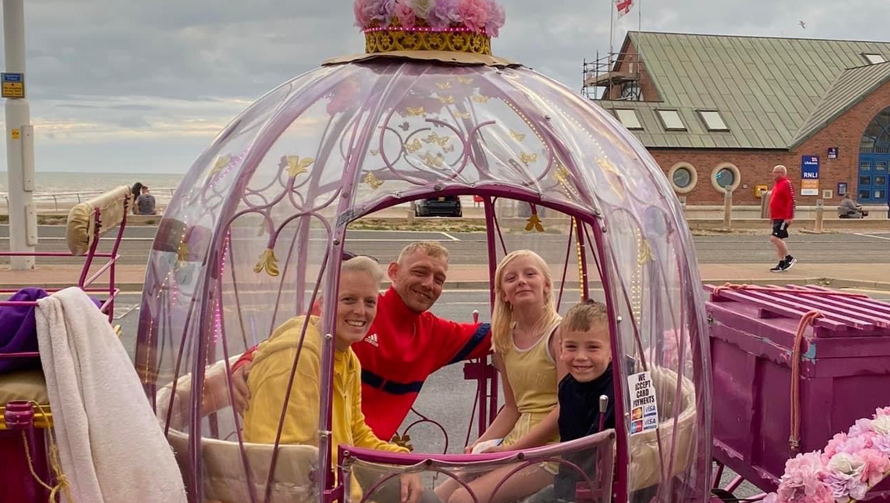 Fundraiser by Jade Smales : Family lose everything in house fire