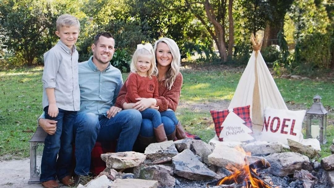 Fundraiser for Courtney Meek by Danielle Moss : Meek Family