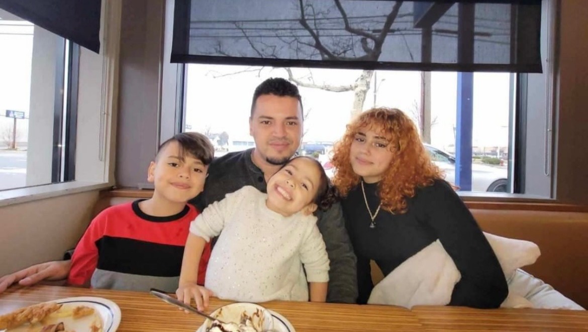 Fundraiser for Rubenia Rosa by Lindsay Guerra : Send Jhonatan home