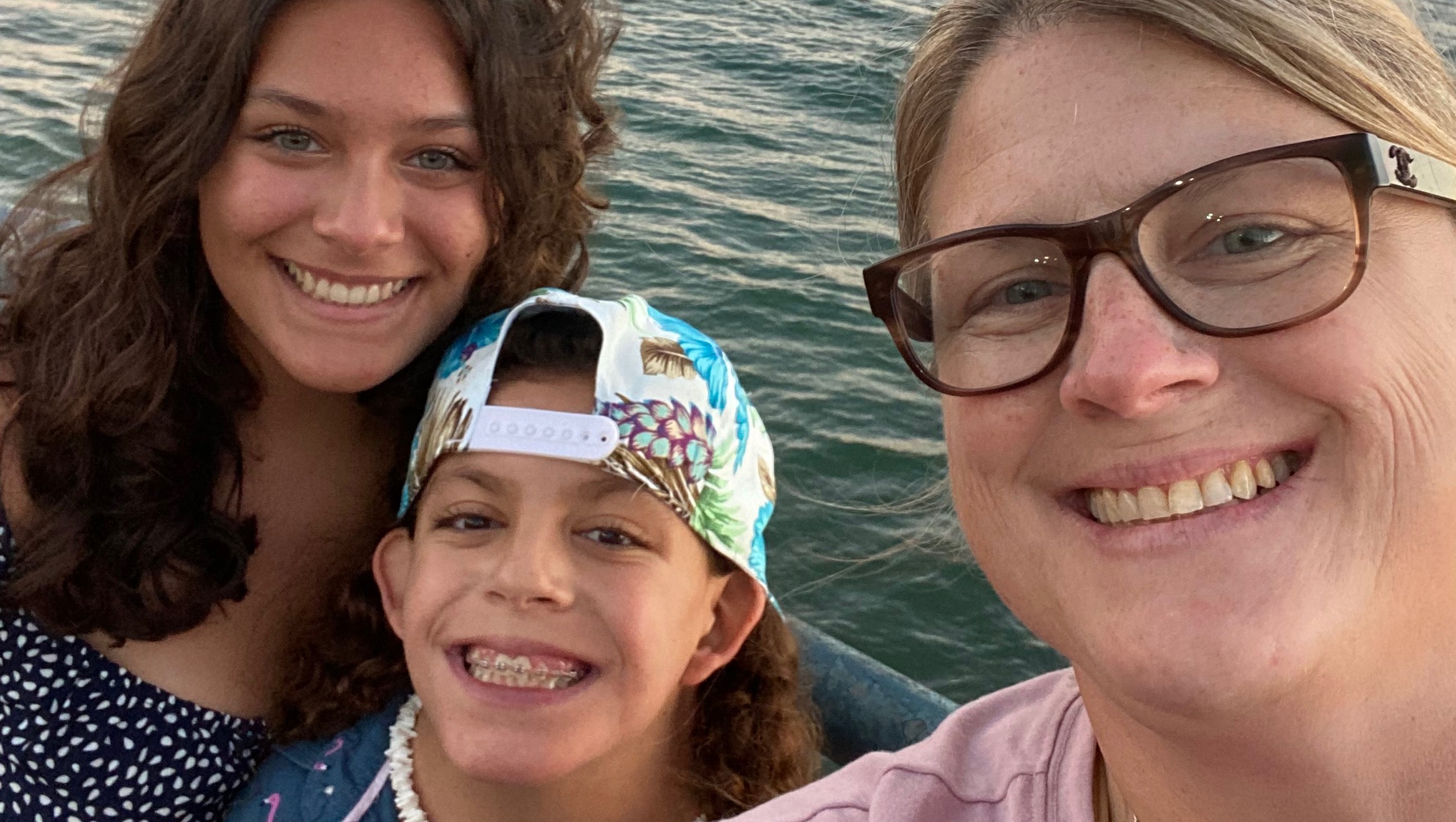 Fundraiser for Debra Diaz by Ashley Mancias : Let’s help the Diaz girls!