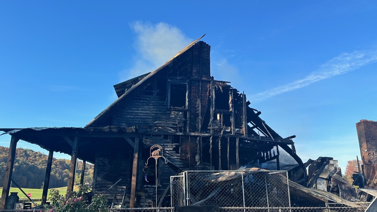 Fundraiser for Miranda Whitaker by Joe Bundy : Byars' family house fire ...