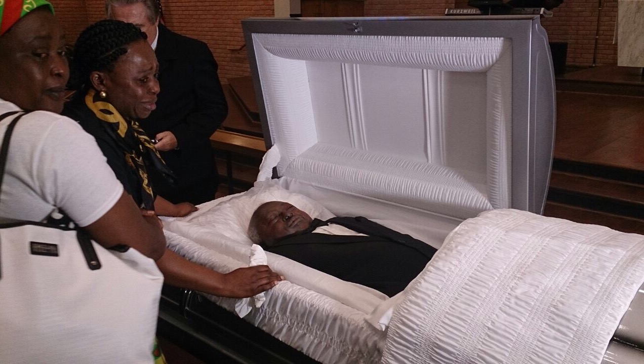 Fundraiser by ANGE KAYUMBA : A farher of 7 children killed tow truck driver