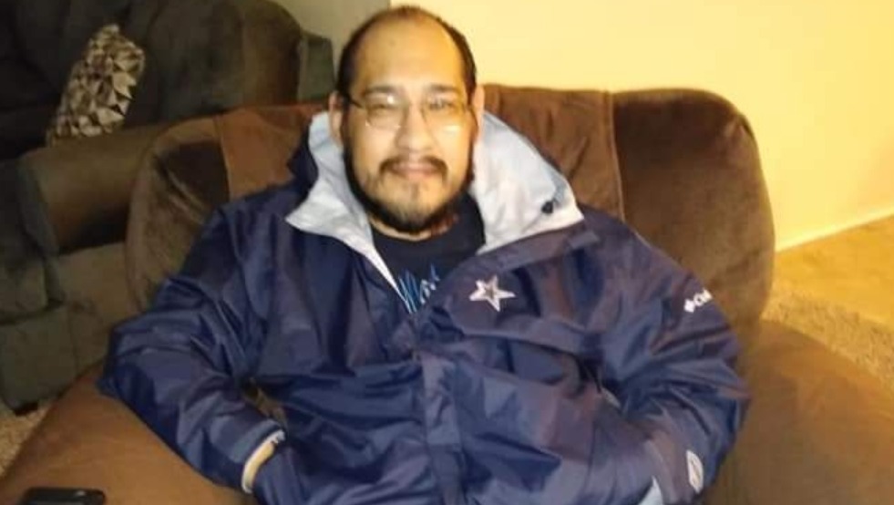 Fundraiser by Corina Uriarte : Lay Salvador Reyna to rest