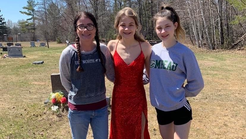 Fundraiser for Diane Dix by Amber Mota : Help the Perala family