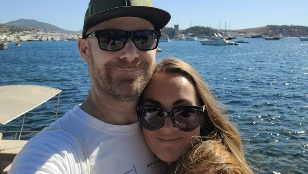Fundraiser by Nancy Stephenson-Carver : Help Scott and Anna come to Canada