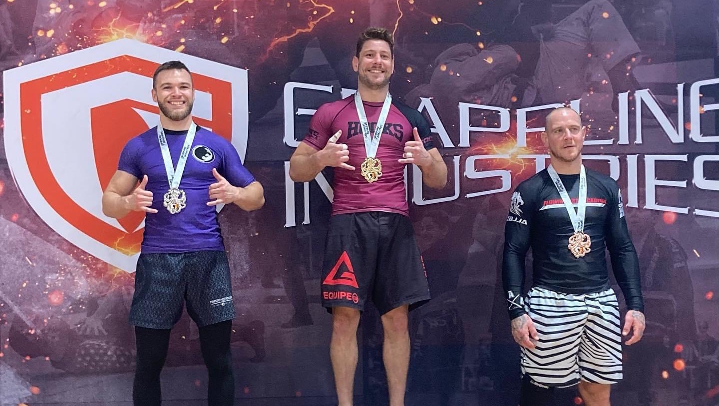 Fundraiser for Alex Trauth-Goik by Ben Zietsch : Alex Trauth-Goik knee ...