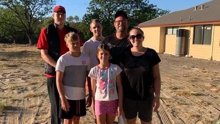 Fundraiser by Megan Woodhouse : A helping hand for the Sturch family