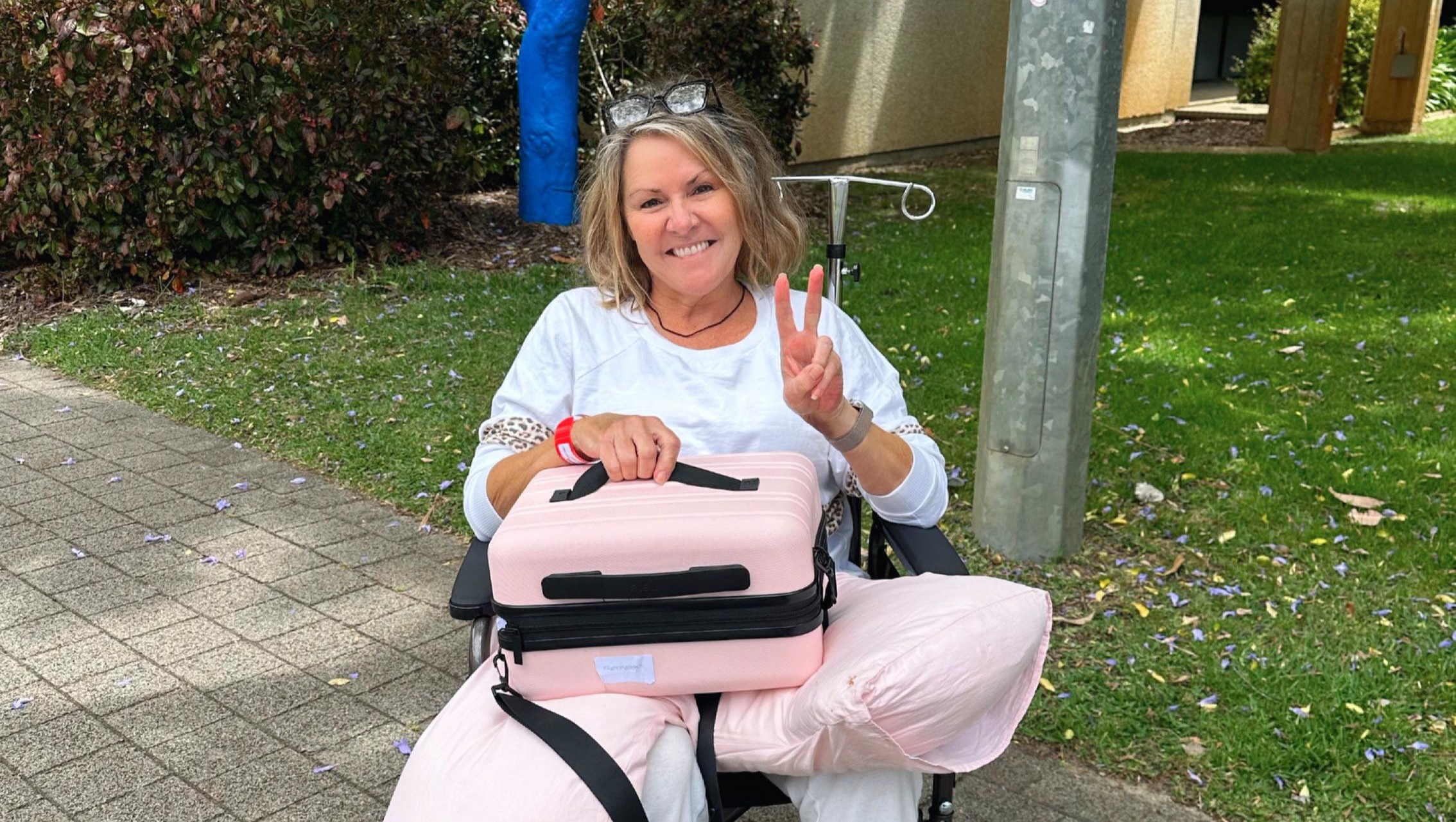 Fundraiser for Robyn Twentyman by Tara Twentyman : Robyn’s Battle With ...