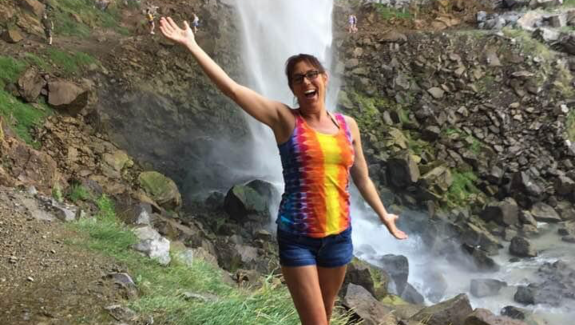 Fundraiser for Ashleigh Howard by Bri McClurg : Theresa’s family fund