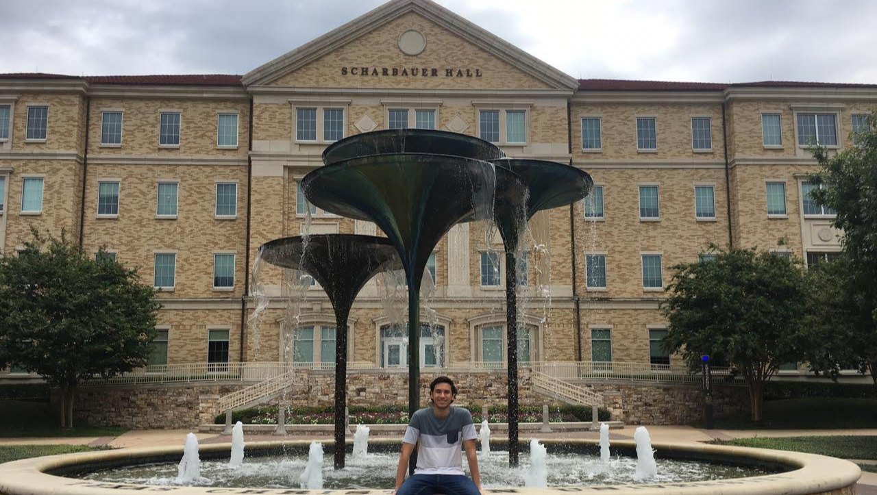 Fundraiser by Guillermo Obregon : Ayúdame a pagar mi semestre en TCU