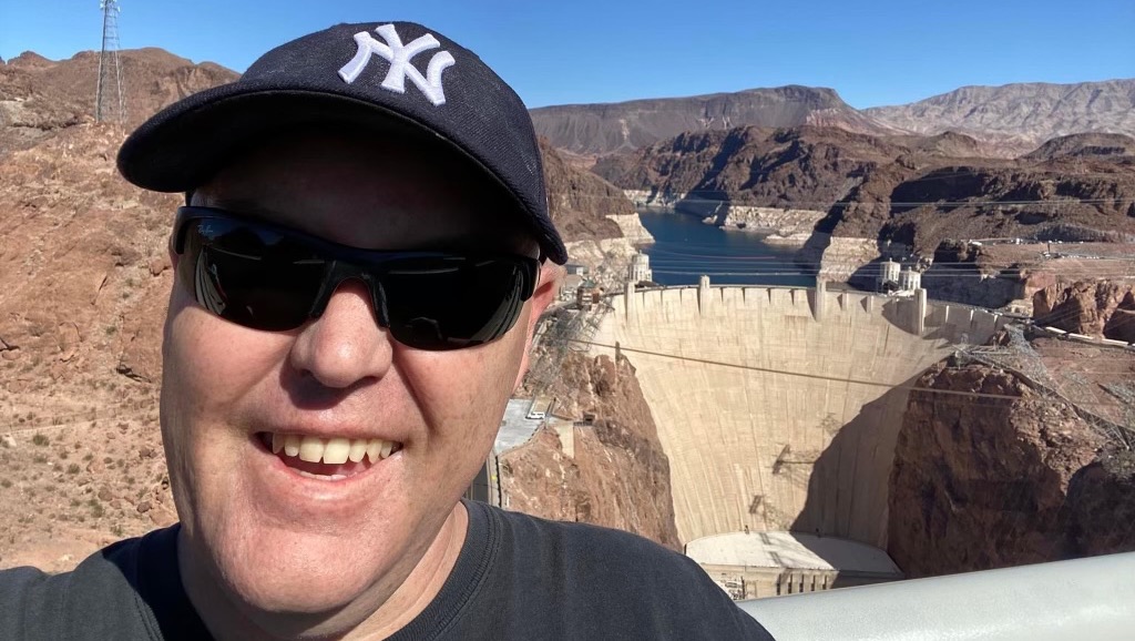 Fundraiser for The Bates Family by Debbie Strachan : Troy Bates