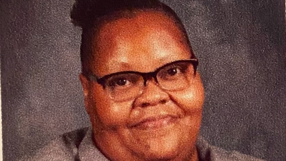 Fundraiser by Andrea Burnell : Please help LLA lunch lady, Ms Debra Page