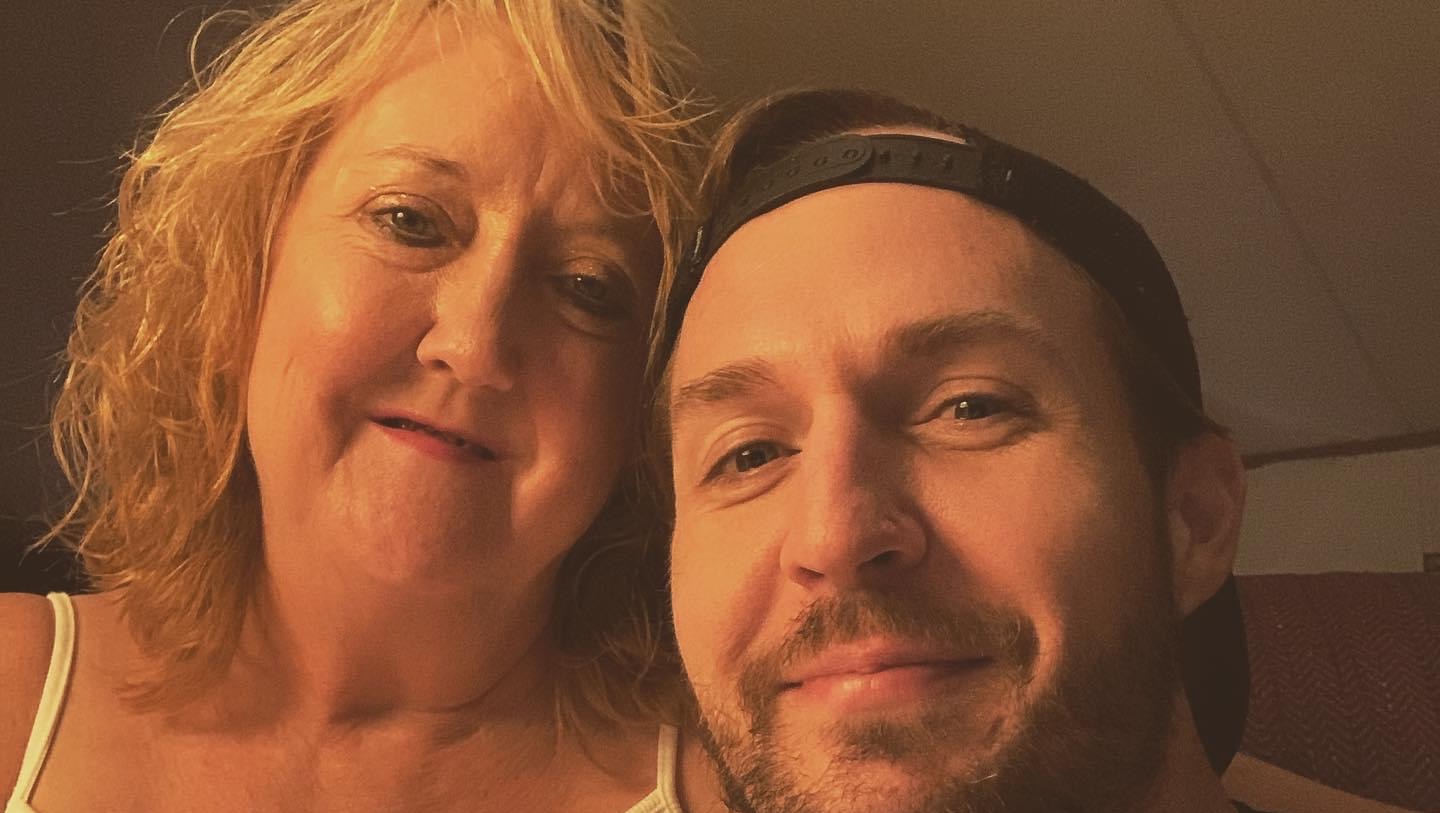 Fundraiser by Garrett Hendrickson : Angela Carr