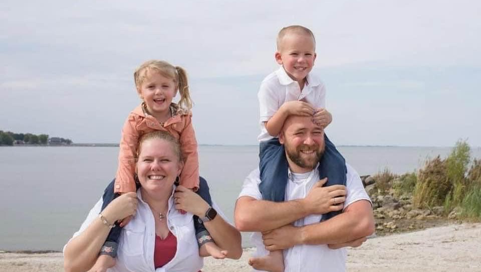 Fundraiser for George Roth by Chris Roth : Tony & the kids