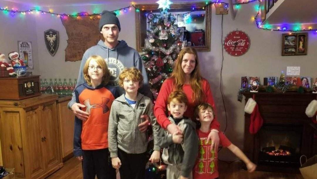 Fundraiser for Amanda Dion by Sara Wallace-Bunker : Amanda, and sons