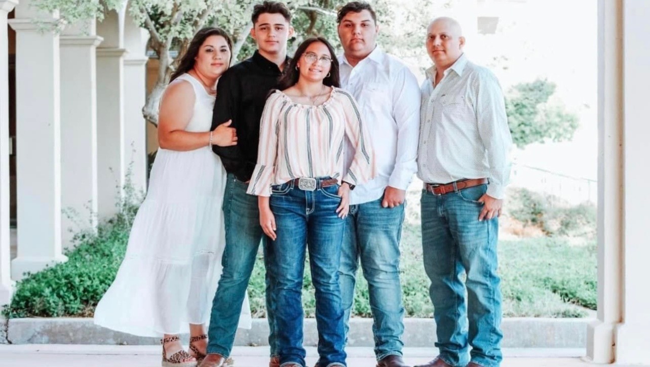 Fundraiser for Amanda Mata by Michelle Bara : Unexpected Medical, Home ...