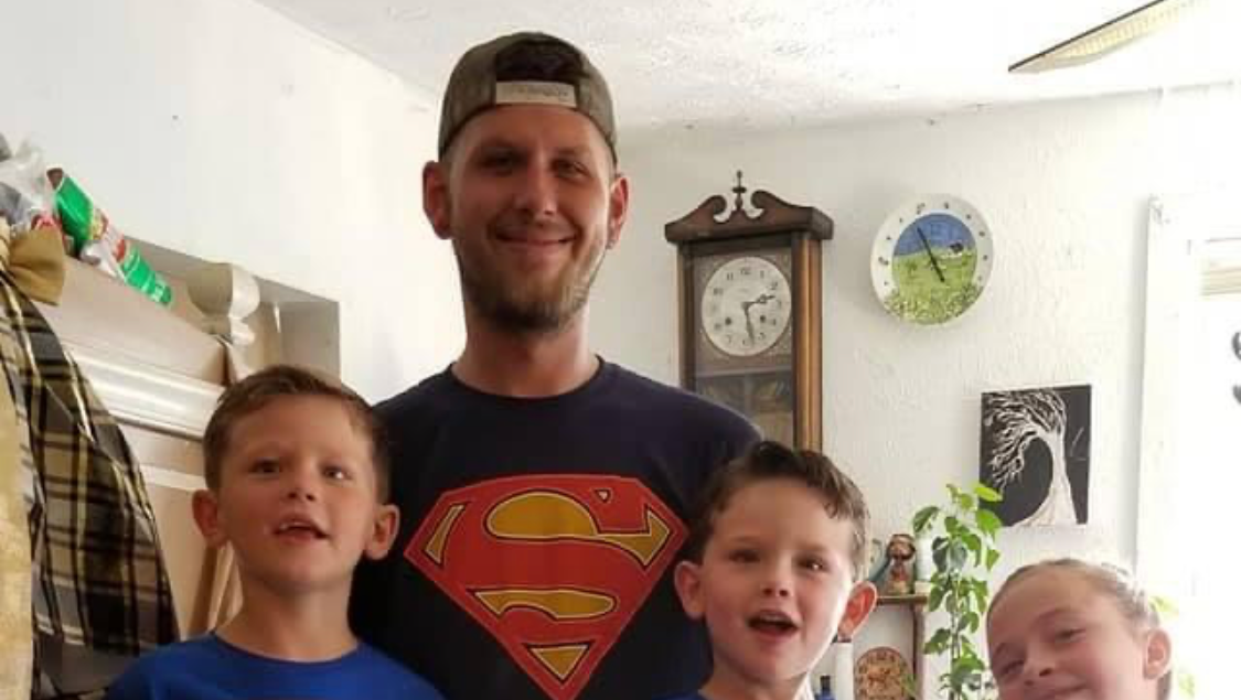 Fundraiser by Chad Lockard : Kevin Isaacs and family