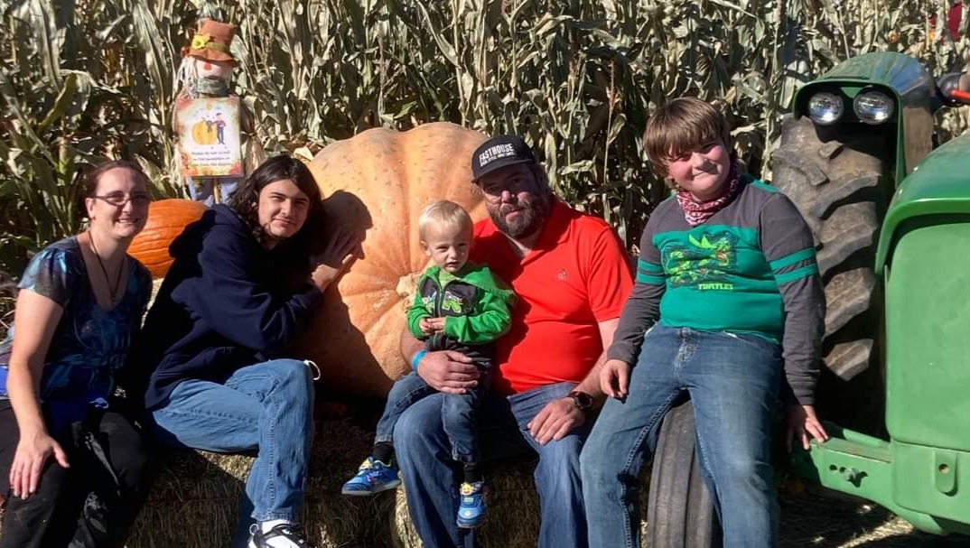 Fundraiser for Leah Kenyon by Sheina Schaefer-Eder : Colin's Funeral Fund