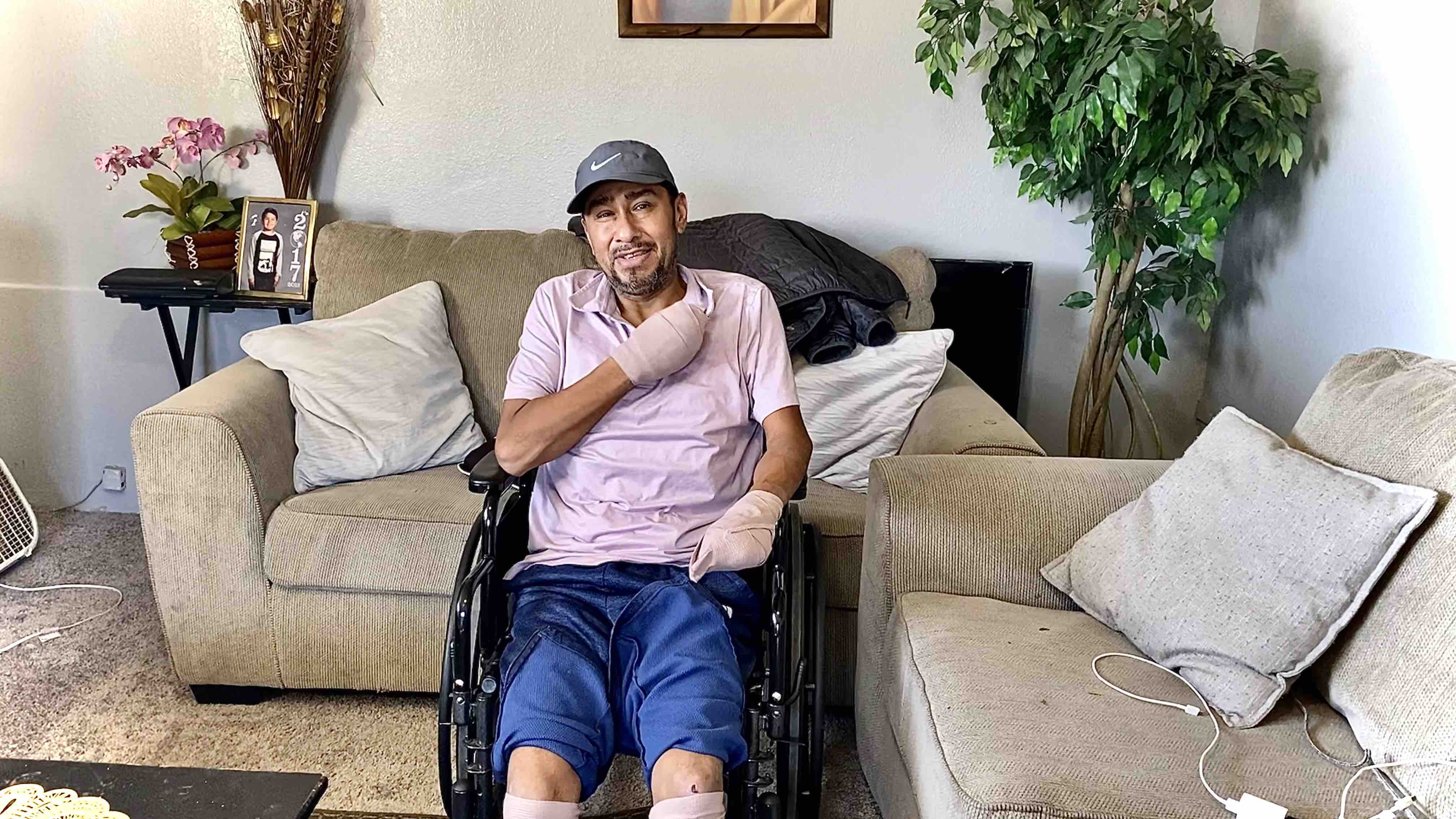 Fundraiser for Alejandro Alvarado Silva by Rosa Chabolla : Hands And ...