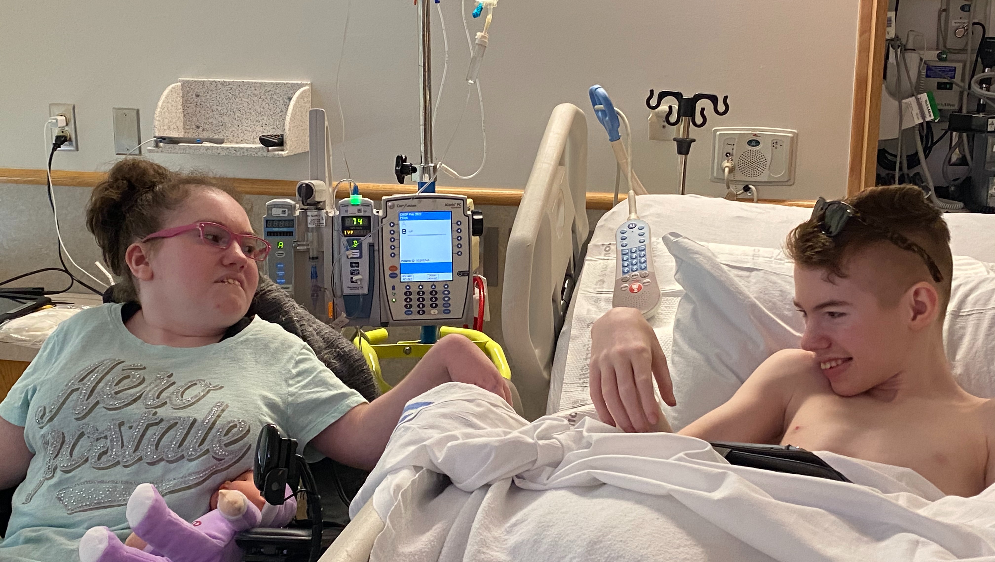 Fundraiser by Rachel Chestnut : BRING SHELBY AND BENJAMIN HOME TO THEIR MOM