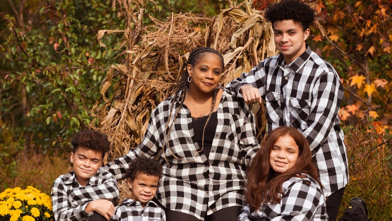Fundraiser by Chiara Jones : Single mother leaves behind four children
