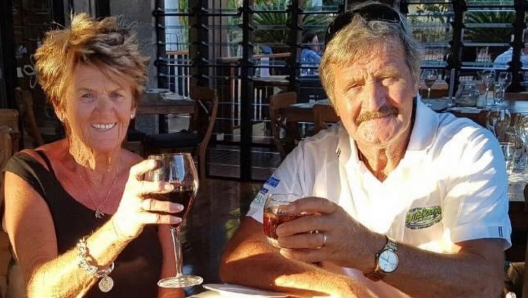 Fundraiser for Kathleen Duke by Brooke Rintoul : Allan and Kate rebuild