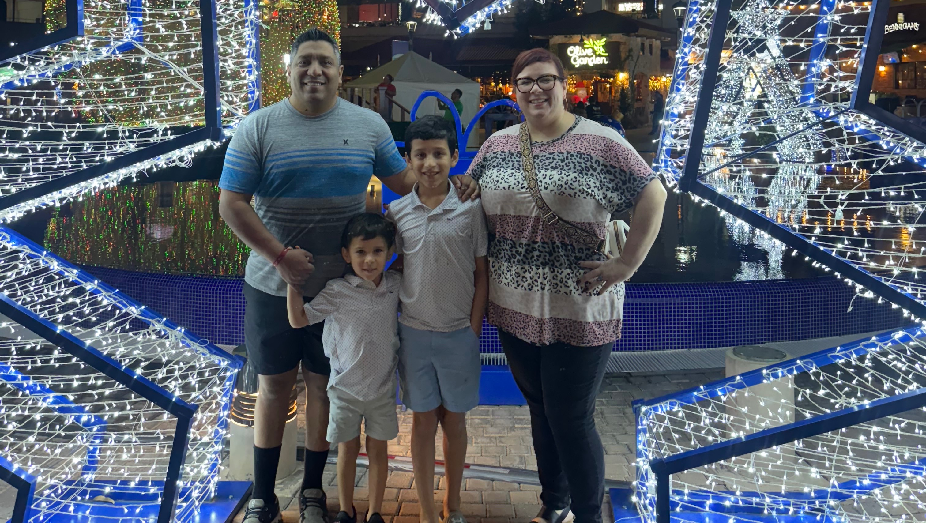 Fundraiser for Lesley Mena by Leah Whitehead : Support The Menas
