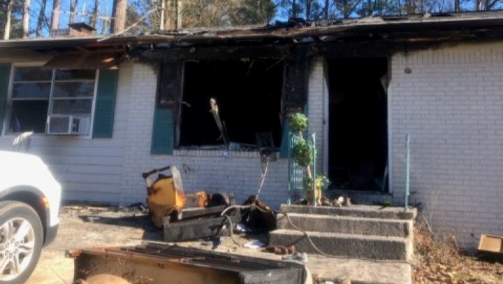 Fundraiser for Xiu Zhao by Ami Hastings : YHALE Family House Fire