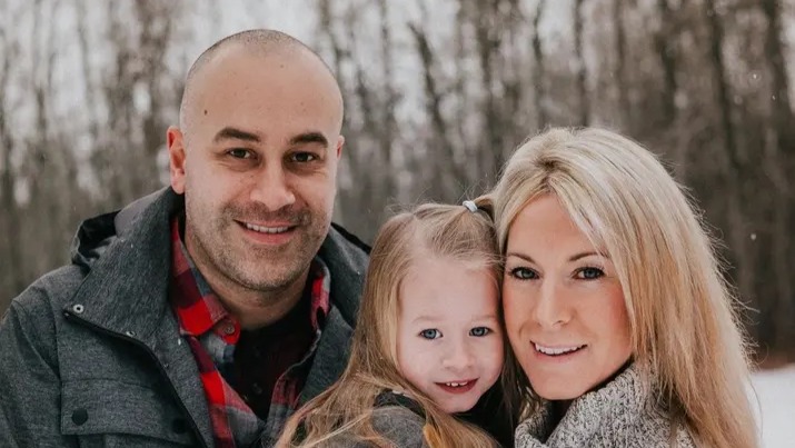 Fundraiser for Christie Schmelzle by Mathieu Arsenault : The Mallet Family
