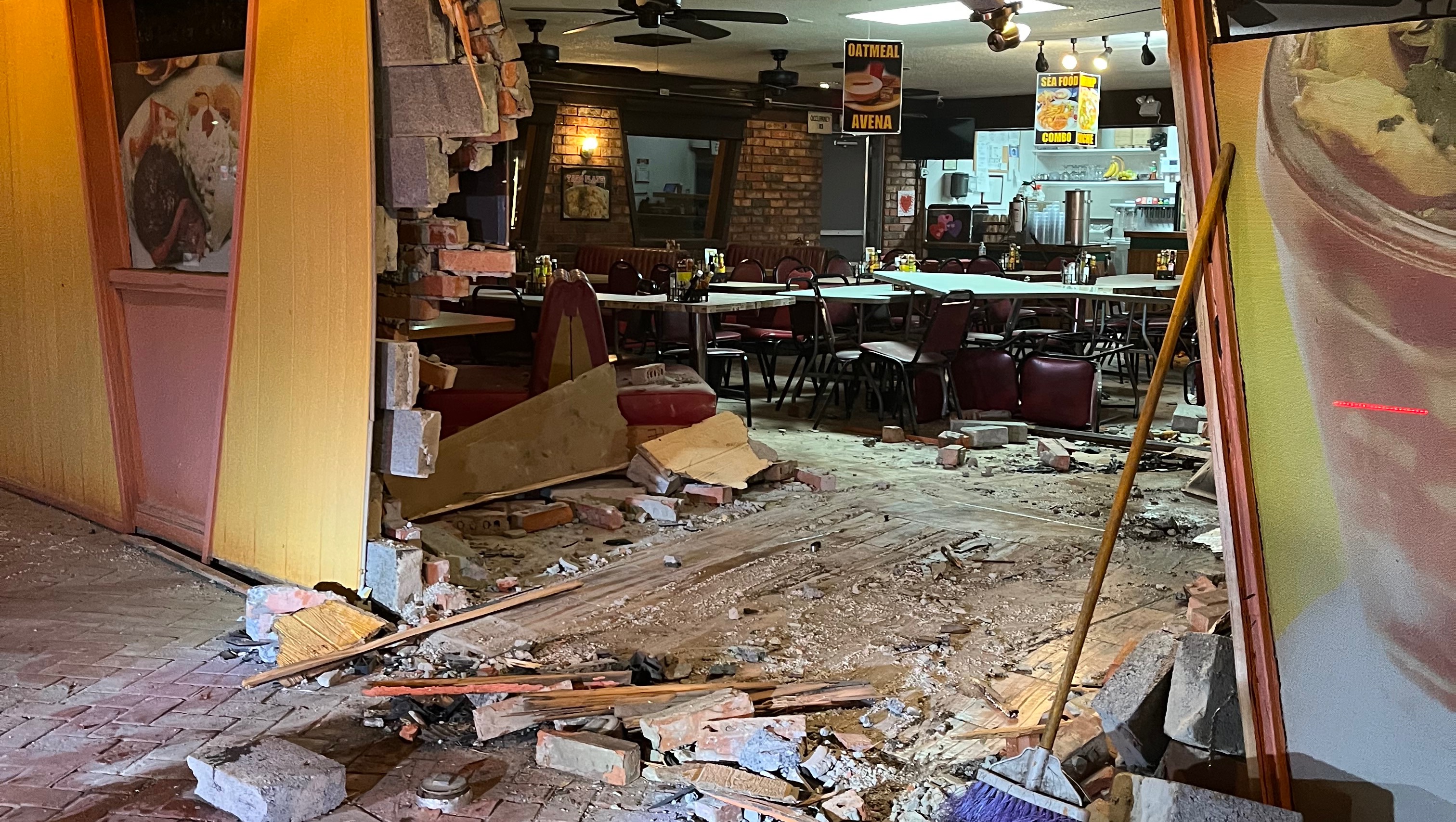 Fundraiser for Jesus Becerra by Jessica Becerra : Tejas Café Damage Repairs