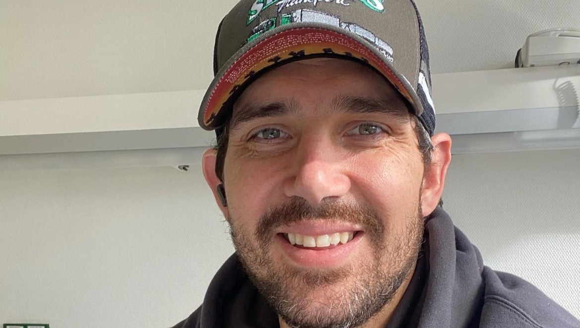 Fundraiser by Anthony Frater : Moreton Island Hunt 4 Chris Speidel lost ...