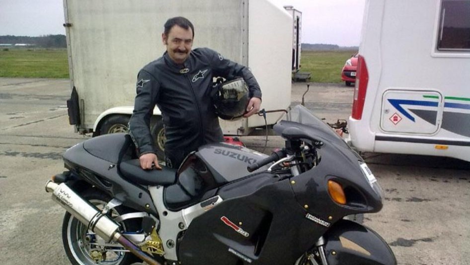 Fundraiser by Emma Louise Demiri : Help give the late Nigel Dixon a funeral