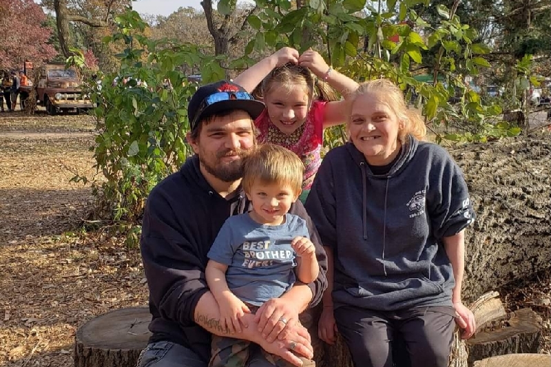 Fundraiser by Mason Adams : Help my wife go to st louis