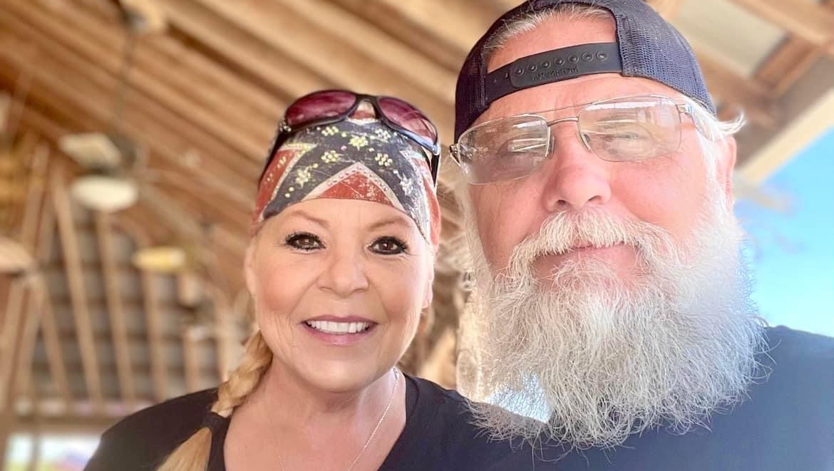 Fundraiser by Erica Orr : Memorial expenses for Darla and Ron Hughan